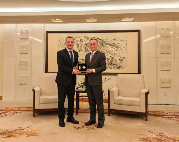 Vice Foreign Minister Chen Xiaodong Meets with Outgoing Ambassador of ...