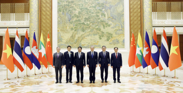 The Eighth LMC Foreign Ministers' Meeting Held in Beijing_Ministry of ...