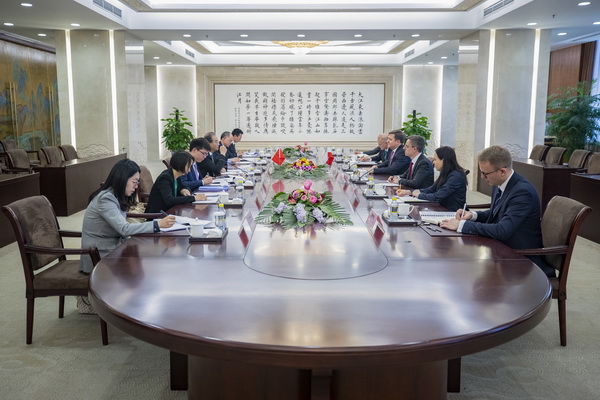 Vice Foreign Minister Deng Li and Undersecretary of State of the ...