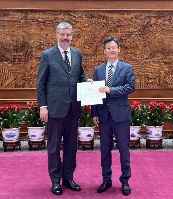 Deputy Director-General of the Protocol Department of the Foreign ...