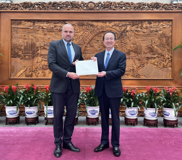 Director-General of the Protocol Department of the Foreign Ministry ...
