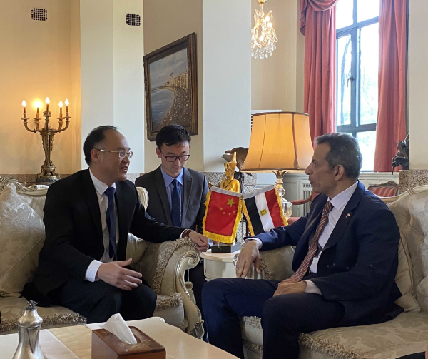 Assistant Foreign Minister Nong Rong Attends the National Day Reception ...