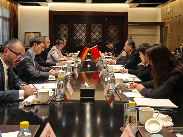 Vice Foreign Minister Deng Li Holds China-Germany Political ...