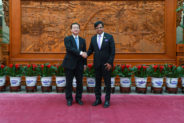 Director-General of the Department of Asian Affairs of the Foreign Ministry Liu Jinsong Meets ...